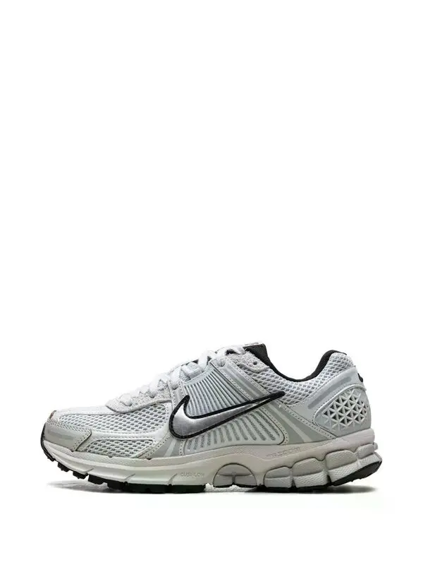 Nike Zoom Vomero Sneakers