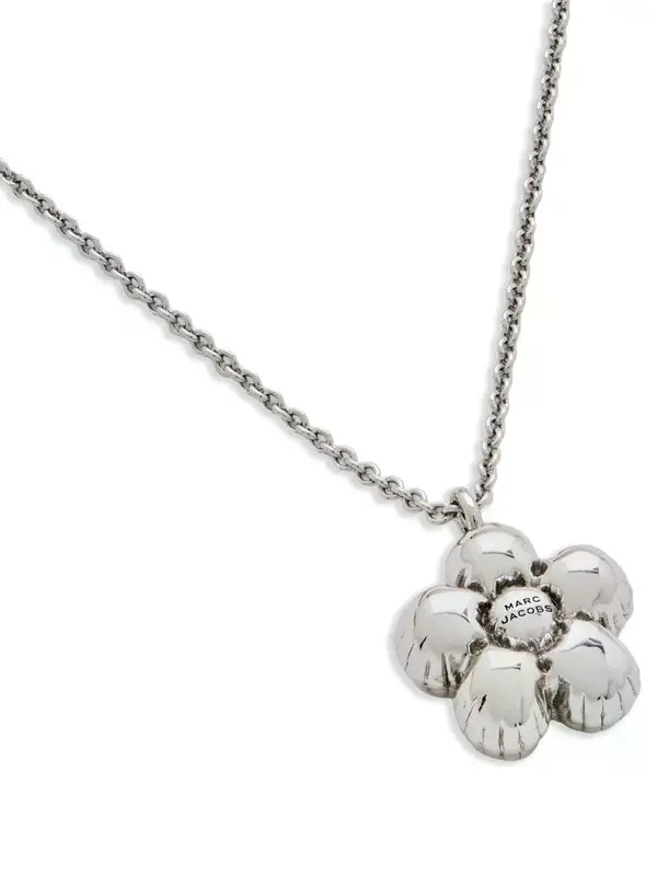 Marc Jacobs Daisy Pendant Necklace - Silver