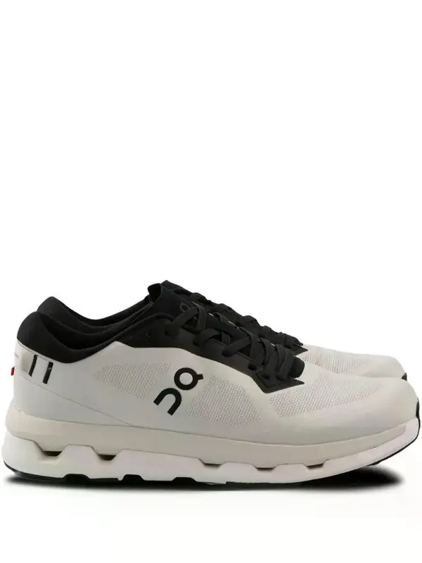 On Cloudze Sneakers