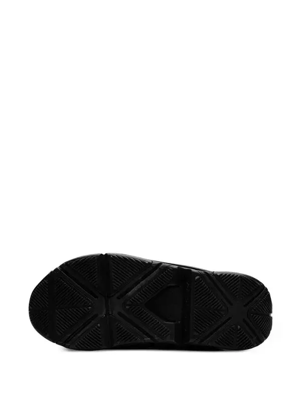 Nike Go Flyease Sneakers