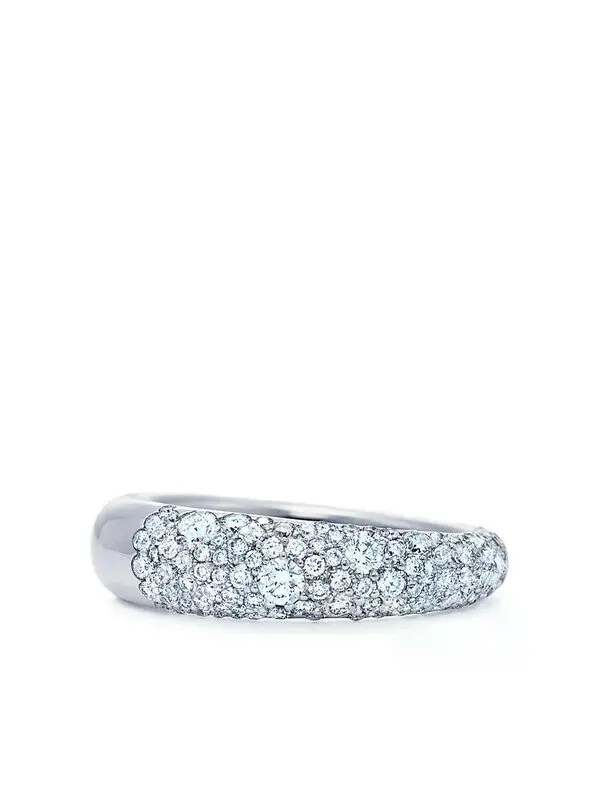 Kwiat 18kt White Gold Cobblestone Pavé Diamond Band Ring - Silver