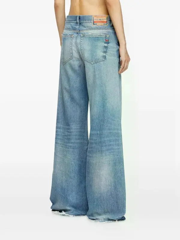 DIESEL® 1978 D-akemi Jeans