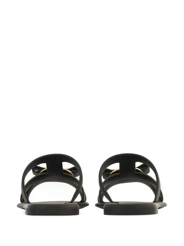 FERRAGAMO Vara Plate Sandals - Black