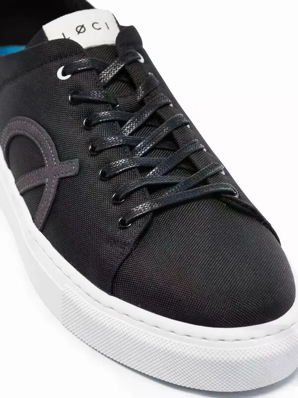 LØCI Nine Sneakers
