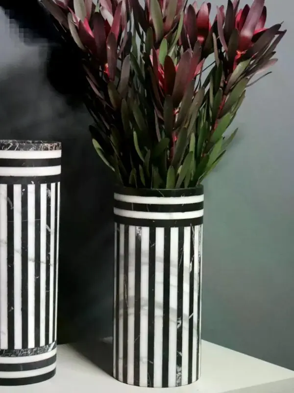 EDITIONS MILANO Bloom 2 Marble Vase