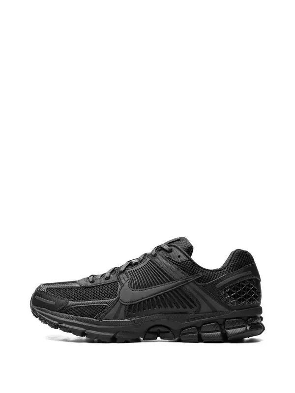 Nike Zoom Vomero Triple Sneakers - Black
