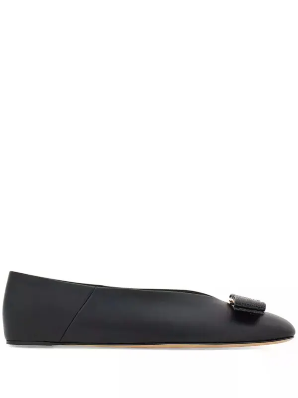 FERRAGAMO Vara Leather Ballerina Shoes