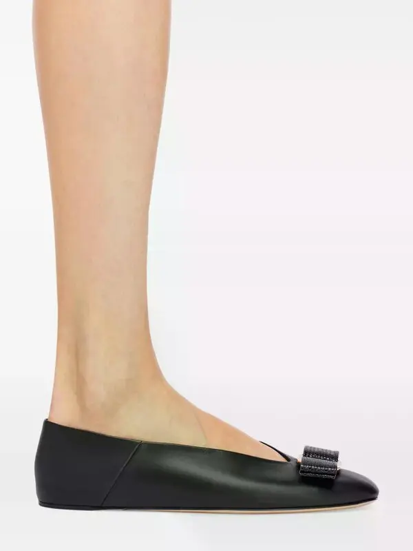 FERRAGAMO Vara Leather Ballerina Shoes