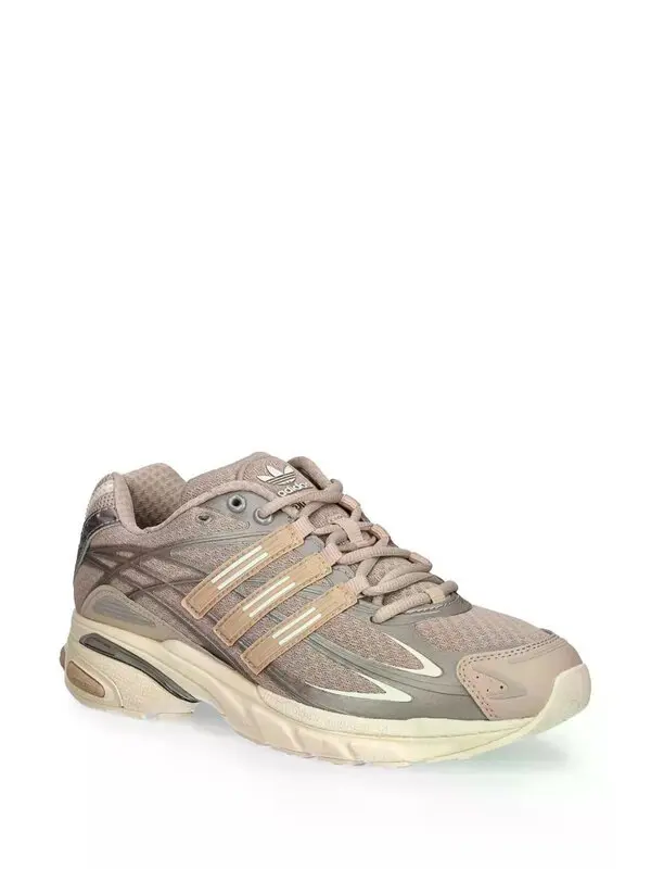 Adidas Adistar Cushion Sneakers