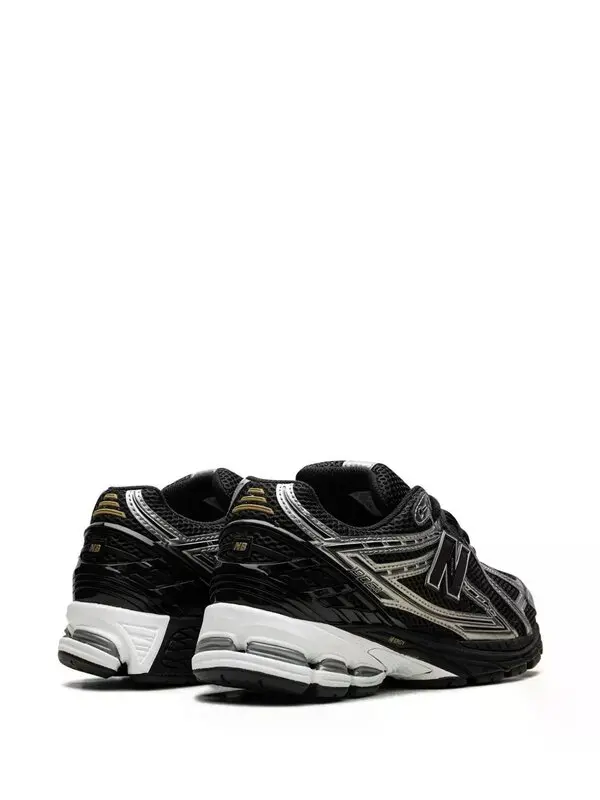 NEW BALANCE 1906r Sneakers