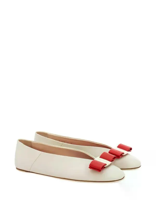 FERRAGAMO Vara Leather Ballerina Shoes