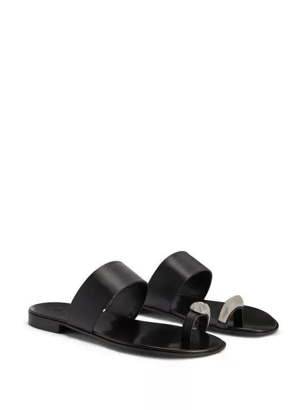 GIUSEPPE ZANOTTI Norbert Leather Toe-loop Sandals - Black