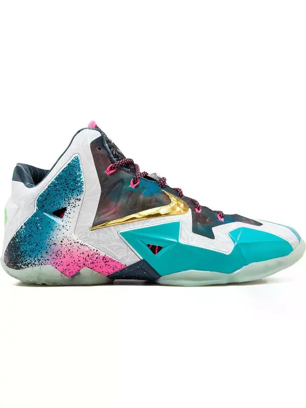 Nike Lebron Premium Sneakers - Blue