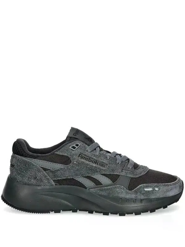 REEBOK 2400 Sneakers