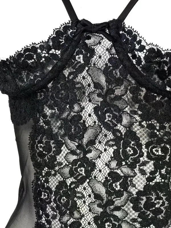 FLEUR DU MAL Foxy Lace Peekaboo Garter Bodysuit