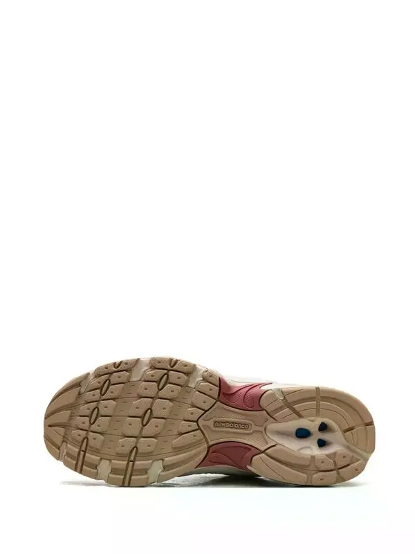 NEW BALANCE 530 Festivals Sneakers - Neutrals