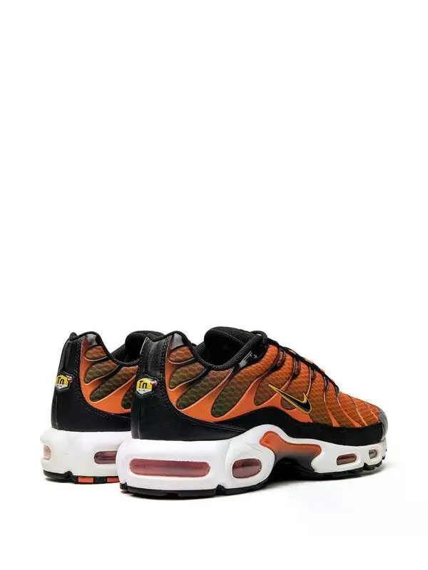 Nike Air Max Plus Sneakers - Orange