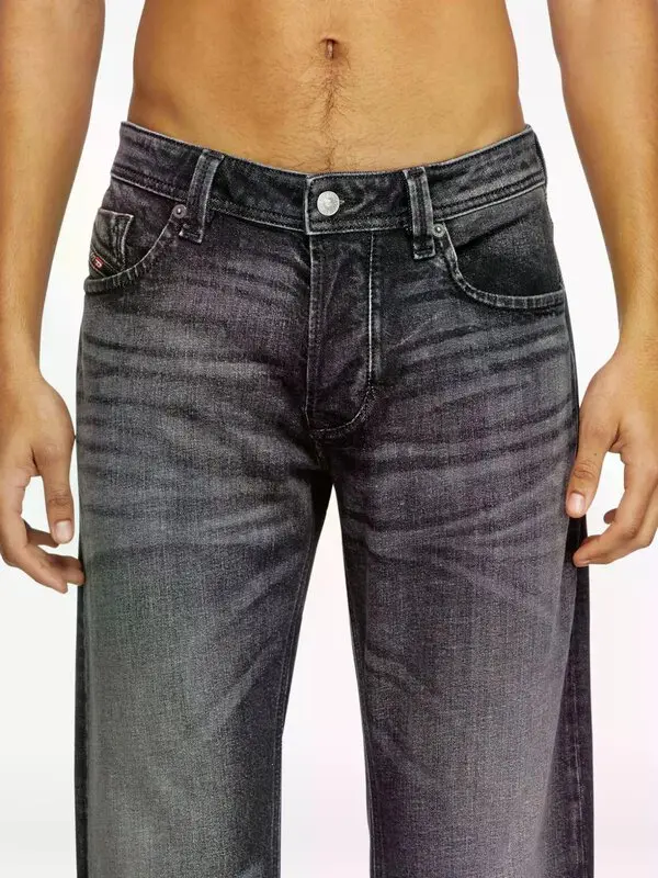 DIESEL® 1985 Larkee Jeans - Black