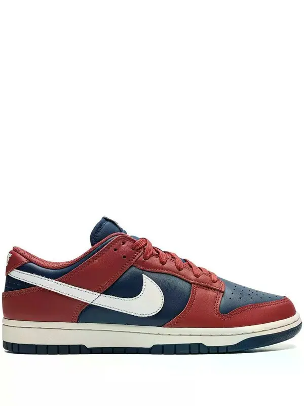 Nike Dunk Low Retro Sneakers - Blue