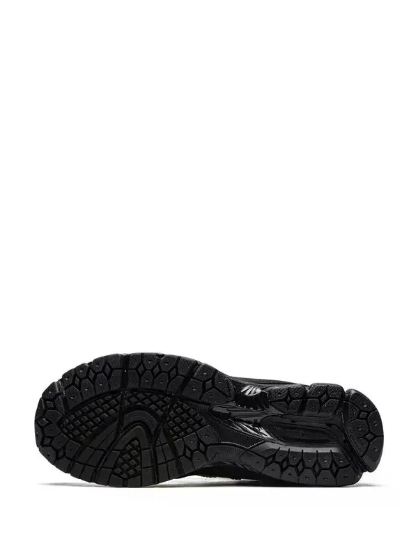 NEW BALANCE X The Basement 2002r Sneakers