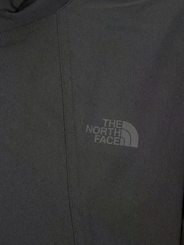 The North Face North Dome Windbreaker
