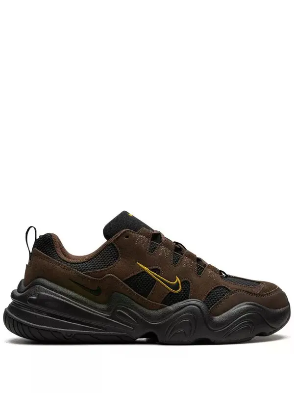 Nike Tech Hera Cacoa Wow Sneakers