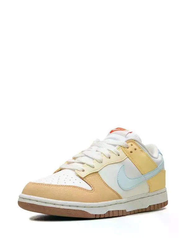 Nike Dunk Low Sneakers