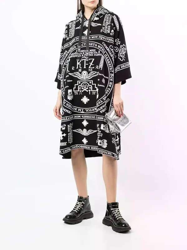 KTZ Hooded Kaftan With All-over Graphic Print