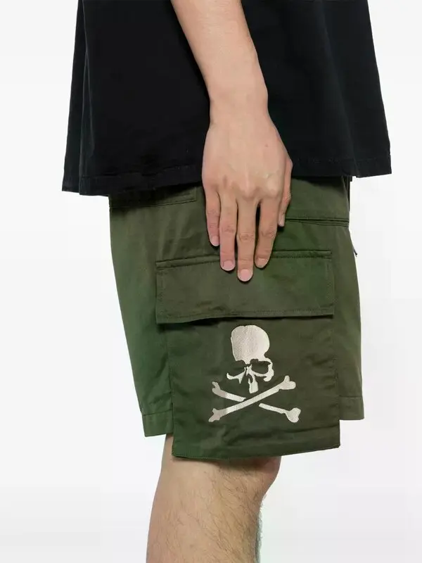 MASTERMIND WORLD Skull Cargo Shorts - Green