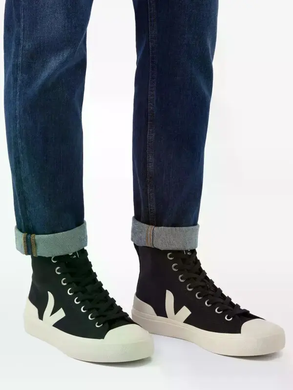 VEJA Wata Ii High-top Sneakers - Black