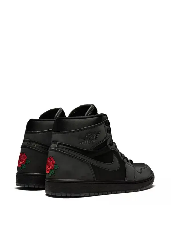 JORDAN Air 1 Retro High-top Sneakers - Black