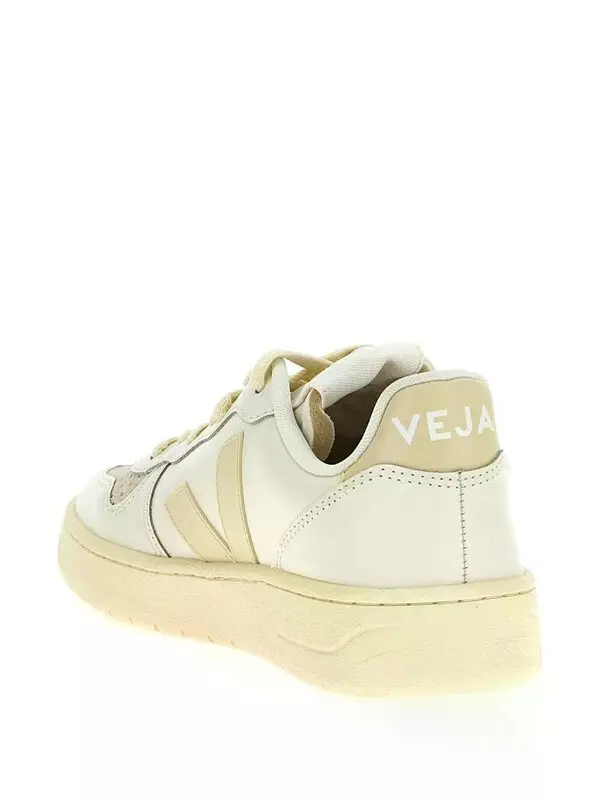 VEJA V-10 Sneakers - Neutrals