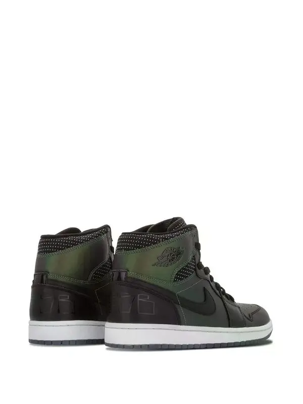 JORDAN 1 Sb Qs Lance Mountain/craig Stecyk Sneakers