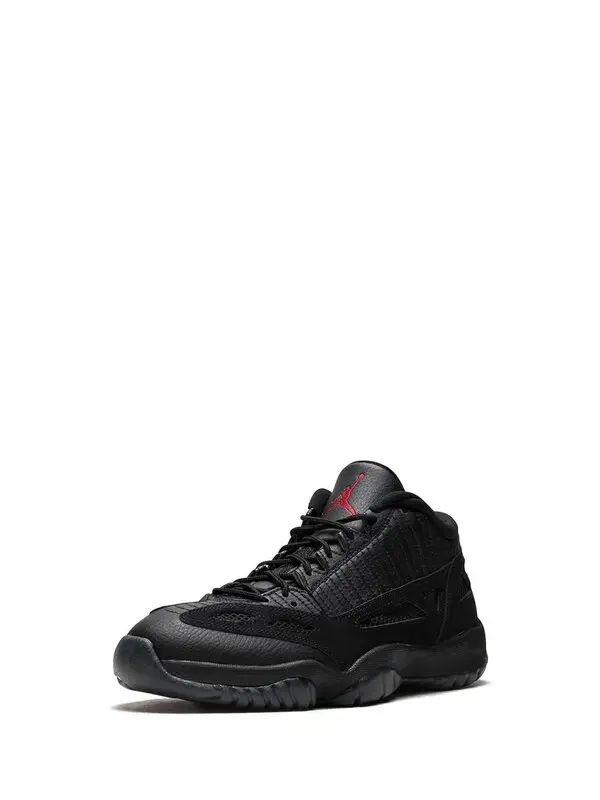 JORDAN Air 11 Retro Low Sneakers