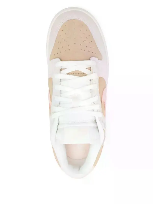 Nike Dunk Low Sneakers - Neutrals