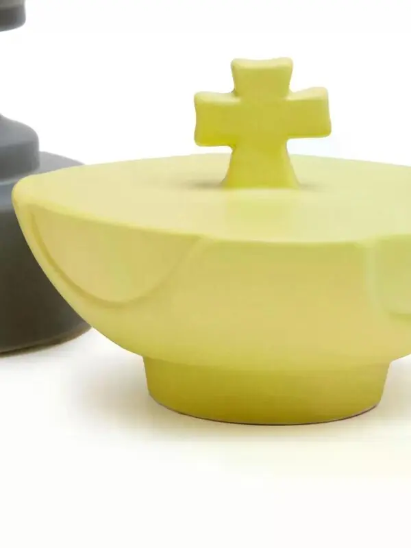 NUOVE FORME Chess King Decorative Piece