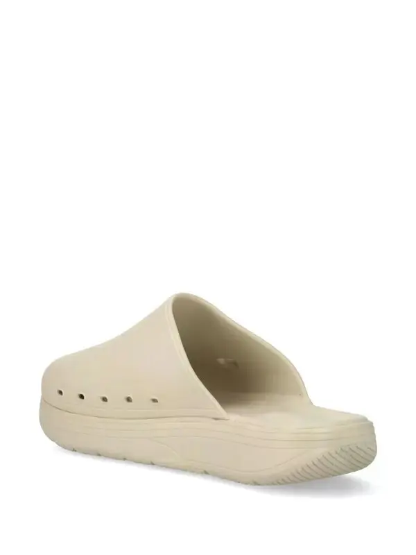 Suicoke Flatform Slides