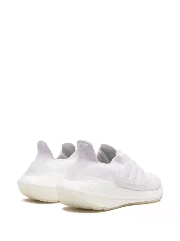 Adidas Ultraboost 22 Sneakers