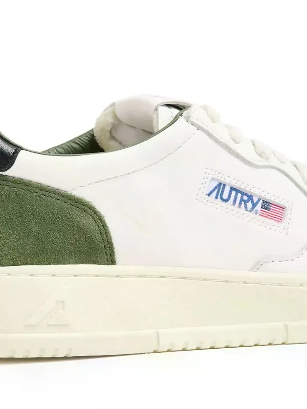 AUTRY Medalist Leather Sneakers