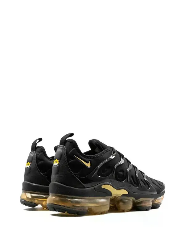 Nike Vapormax Plus Sneakers - Black