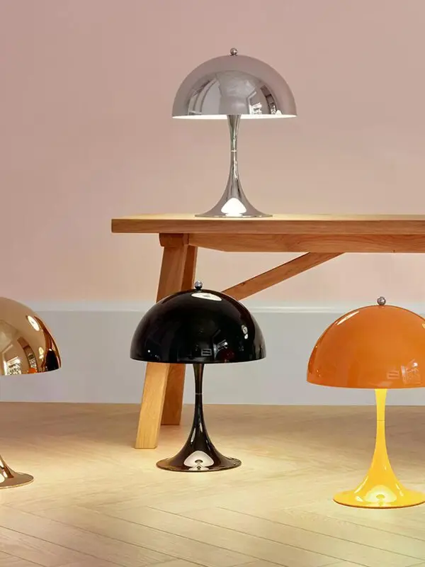 Louis Poulsen Panthella 250 Led Table Lamp