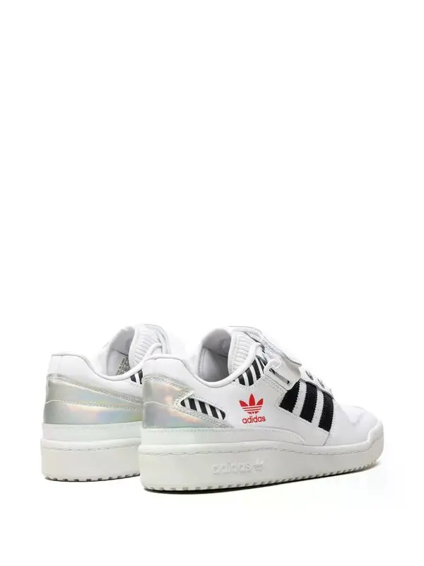 Adidas Forum Low Sneakers