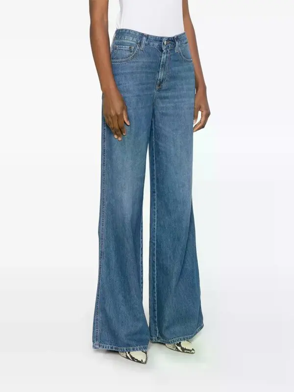 3x1 Kat Jeans