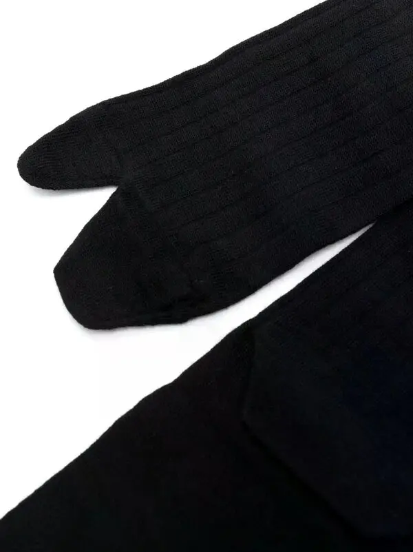 MAISON MARGIELA Tabi Knee-high Socks - Black