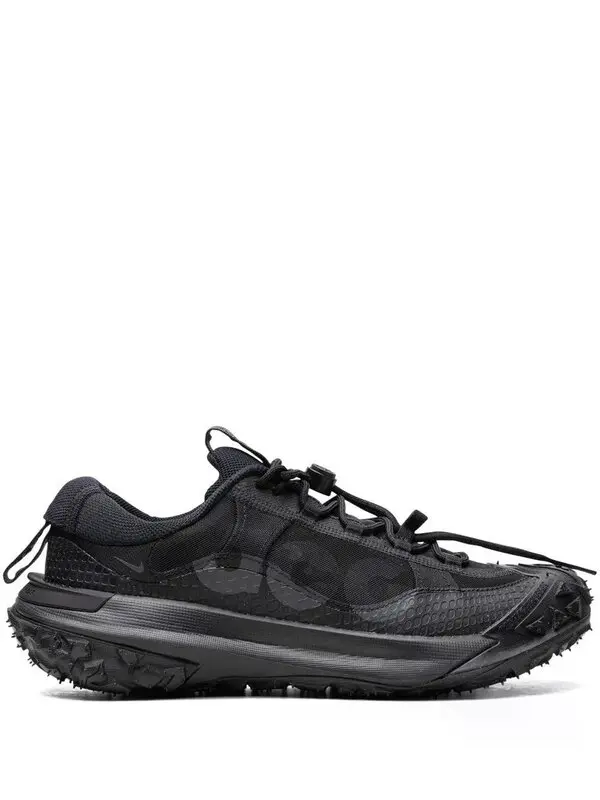 Nike Mountain Fly 2 Low Triple Sneakers - Black