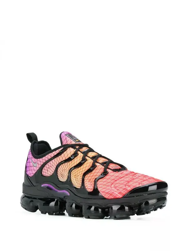 Nike Air Vapormax Plus Sneakers - Black