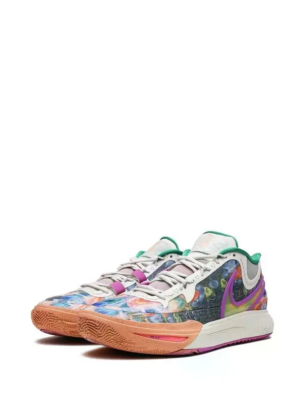 Nike Kyrie "circle Of Life" Sneakers
