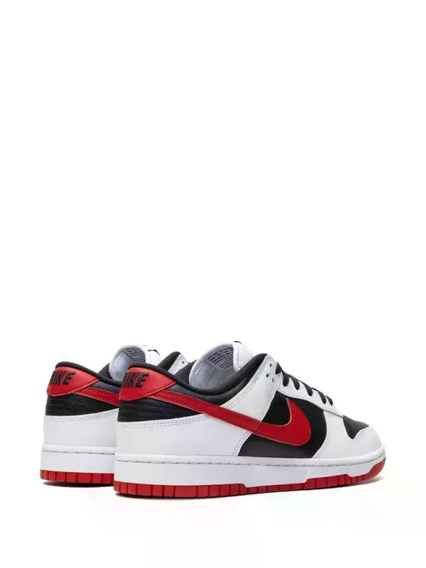 Nike Dunk Low Retro Sneakers - White