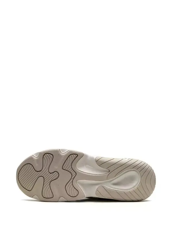 Nike Tech Hera Sneakers