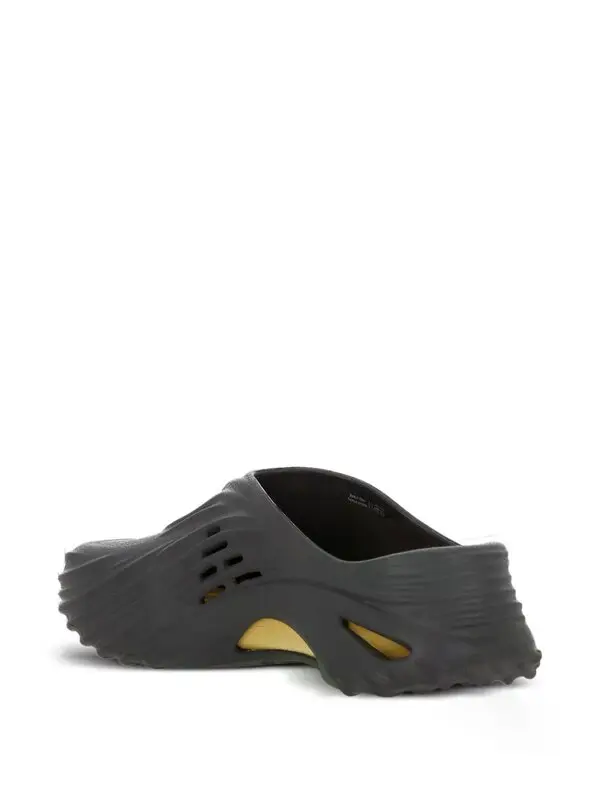 CROCS Echo Wave Slides - Black